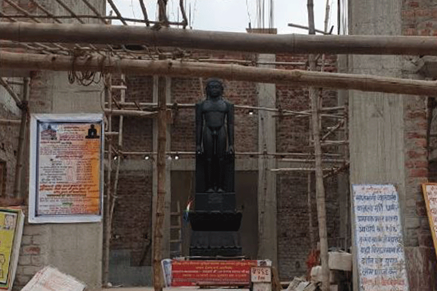 Shri Munisuvratnath Digambar Jain Mandir - A Sacred Spiritual Hub