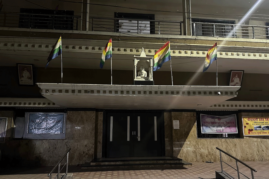 Shri Jain Shwetambar Terapanthi - A Center of Jain Devotion